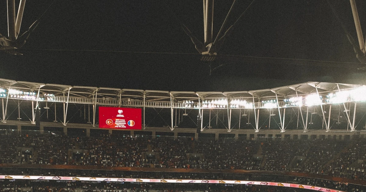 Building Football Stadiums - A Guide For Dummies